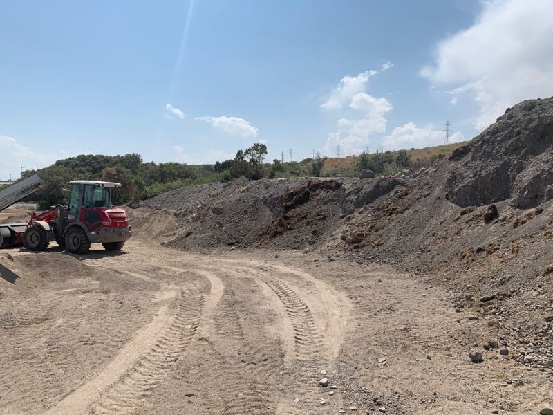 Topsoil in Salt Lake City - Huskie’z Landscaping